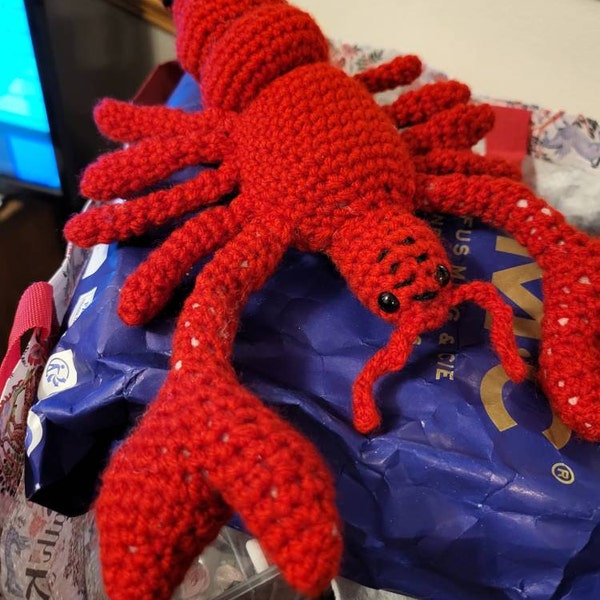 The Mes(h)merizing Top Crochet Pattern by Forged With Yarn - Crochet ...