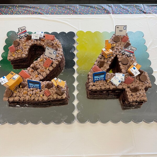 Personalized Movie Themed Party Cups With Striped Straws and Lids ...