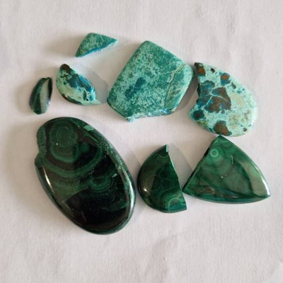 Thulite Crystal Thulite Gemstone Thulite Cabochon Thulite Jewelry ...