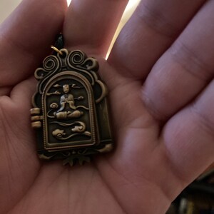 Avatar: Guru Laghima Inspired Necklace - Etsy