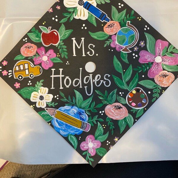 Graduation Cap - Hand Painted - Etsy