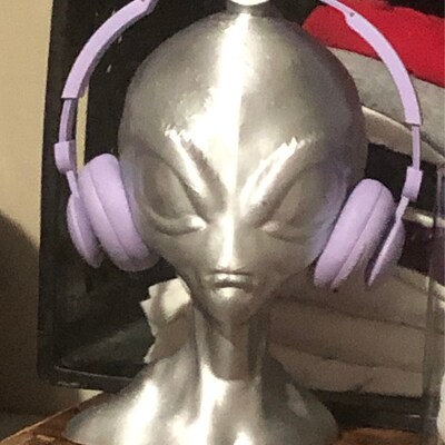 Alien Head Headphone Stand Headset Holder Rack, Grey Area 51 ...