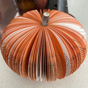 Book Pumpkins-fall Decor-thanksgiving Table Decor-halloween Decor ...