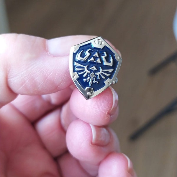 Legend of Zelda Hylian Shield Cufflinks - Premium Steel & Enamel - Etsy