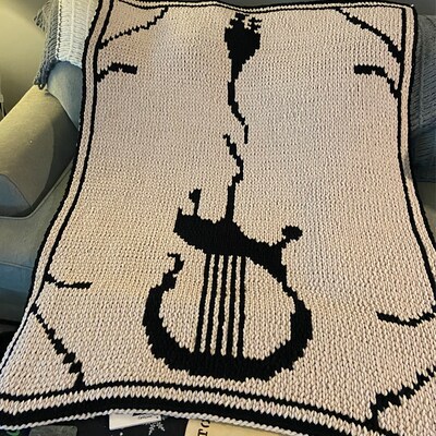 Crochet Bear Graph, Evergreen Tree Afghan, Grizzly Bear Throw, Black ...