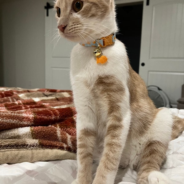 Gold Fish Cat Collar With Bell and Charm, Blue Breakaway Cat Collar ...