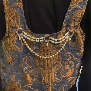 PICK YOUR COLOR: Gloria Renaissance Necklace Medieval | Etsy