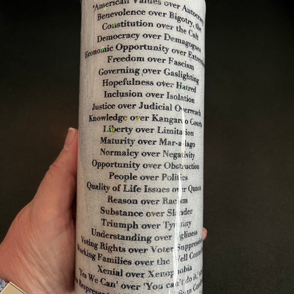 How I Met Your Mother Tee, Robin Daggers Tour Unisex T-shirt - TV Show ...