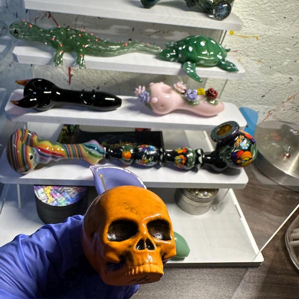 Bloody Splatter Skull Pipe, Skull Pipe, Red Pipe, White Pipe, Horror ...