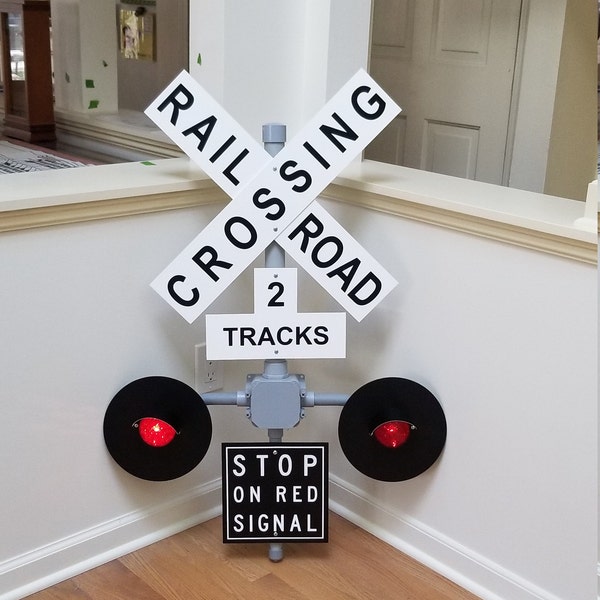 RAILROAD TRAIN CROSSING Signal Sign Kit With Flashing Led Lights Wall ...