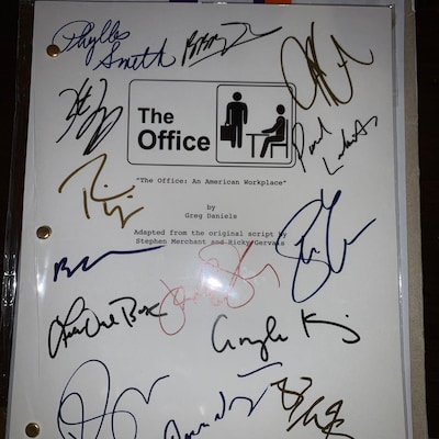 The Office TV Pilot Signed Script Autograph Screenplay Dunder Mifflin ...