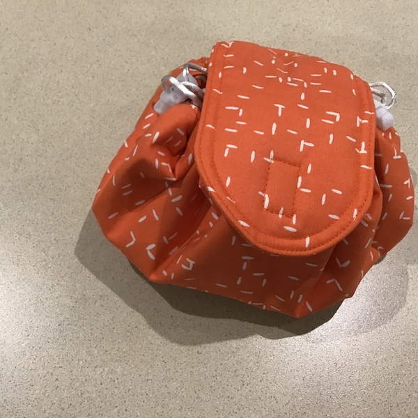 Circle Drawstring Bag PDF Pattern, Make-up Bag, Travel Pouch - the ...