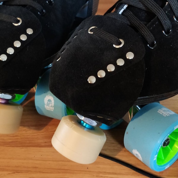 Black Suede Roller Skate Toe Caps / Toe Guards pair by ROLLERSTUFF - Etsy