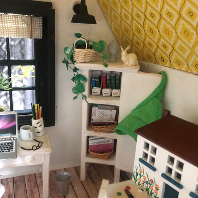 Detailed Antique White Dollhouse Rabbit Figurines 1:12 Miniature Modern ...