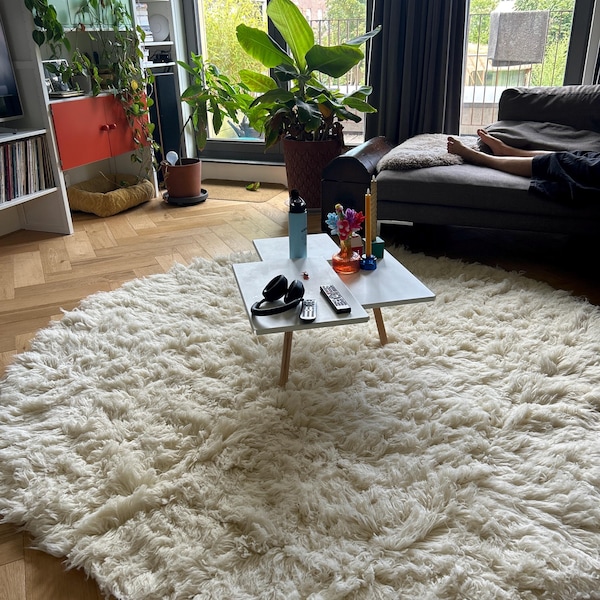 Round Flokati Style Rug off White 3.25" (8cm) Pile 1400 GSM Circle ...