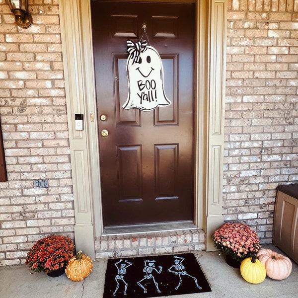 Ghost Halloween Door Hanger | Spooky Door Decor | Fall Door Hanger ...