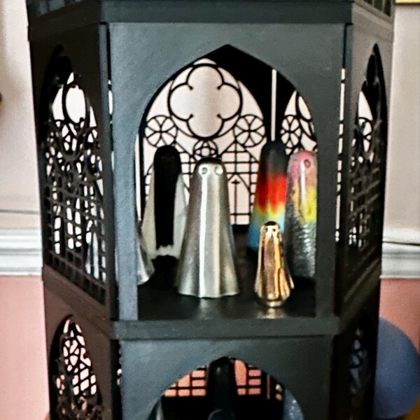 York Ghost Merchant Figurine Stand Tower / Gothic Stand / Apothecary ...