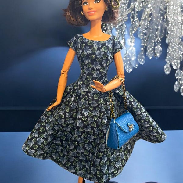 Trench Setter Hankie Chic Pattern Vintage Style Dress, Split Sleeve ...