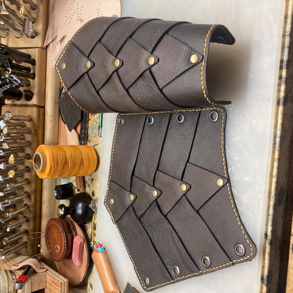 Medieval Leather Arm Guard Pattern: Archery Bracer (PDF) - Etsy