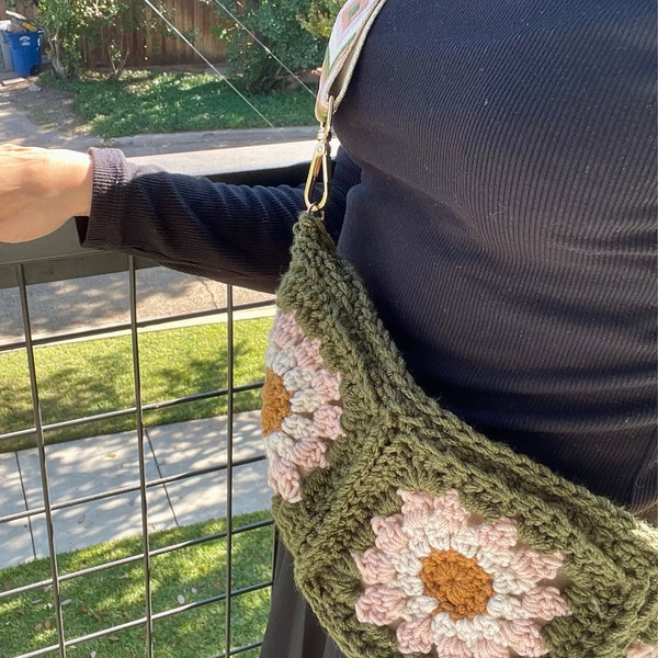 CROCHET PATTERN: Granny Square Chicken - Etsy