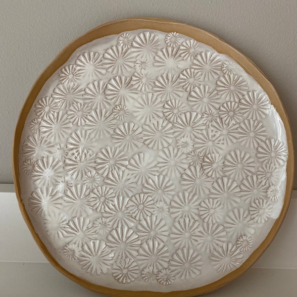 Ceramic Dinner Plate Daisy Pattern - Etsy