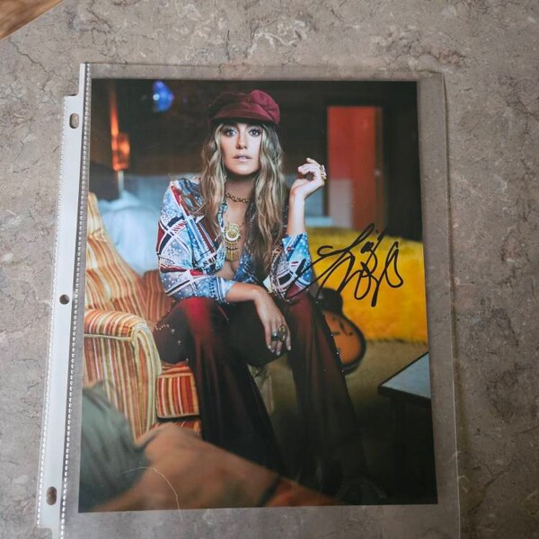 Danielle Colby Signed Photo 8X10 Autographed Picture * American Pickers ...