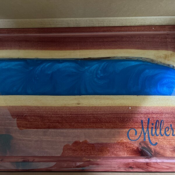 HANDCRAFTED Flowing River Cutting Board 18x12” Cedar & Resin W/juice ...