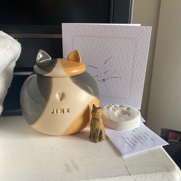 Calico Cat Urn, Spots Cat Urn, Ceramic Urn for Ashes, Pottery Urn for ...