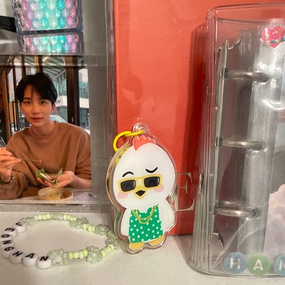 Seventeen Svt PRETTY U Bongbongie Photocard Pc Holder - Etsy