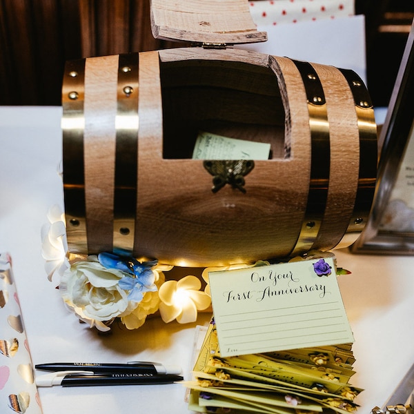 Printable Wedding Time Capsule Activity - Black and White Advice for ...