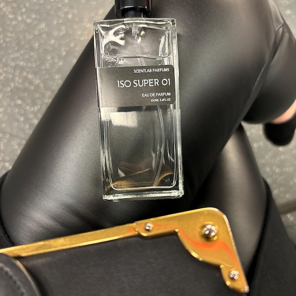 ISO SUPER 01 (iso E Super) Fragrance by Scentlab Parfums Premium Glass ...