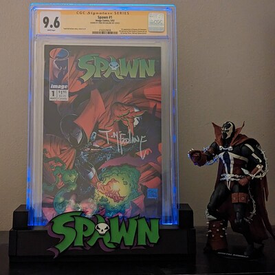 Spawn Comic Book Stand Wall Mountable LED Friendly Fits CGC CBCS and ...