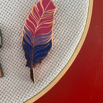 Bi Bisexual Pride Feather Enamel Pin LGBT - Etsy