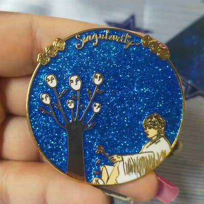 BTS Enamel Pin: Singularity BTS V, Taehyung, Kim Taehyung - Etsy