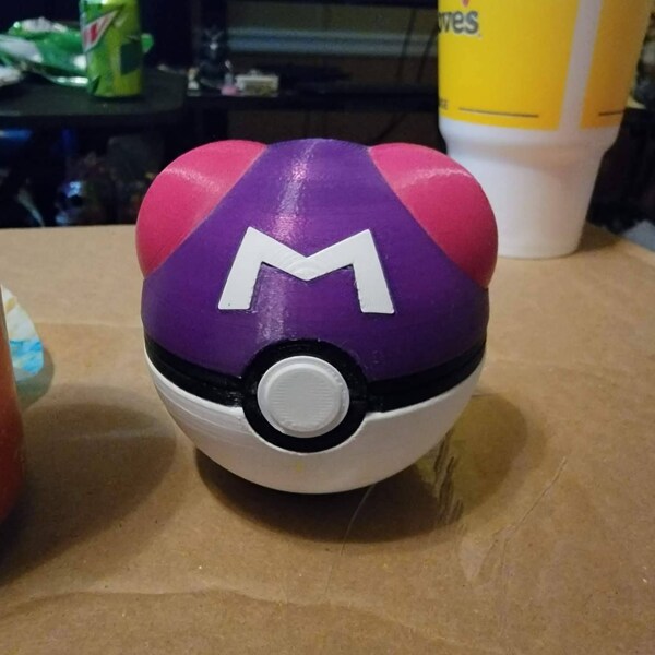 Pokeball Dice Box / GS Ball, Premier Ball, Ultra Ball, Masterball ...