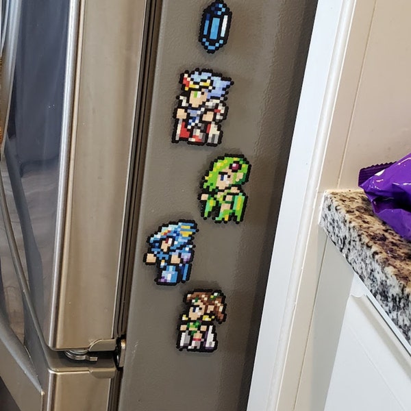 Final Fantasy IV: Perler Bead Sprites - Cecil, Kain, Rosa, Rydia, Edge ...