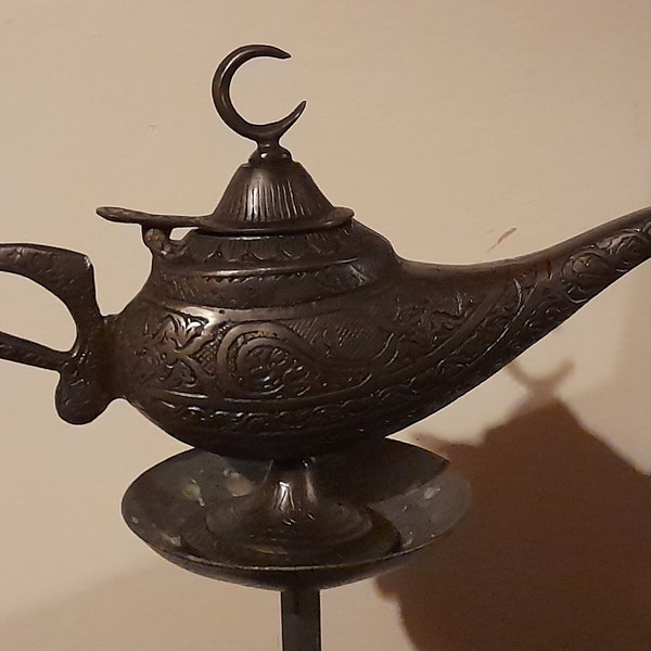 Aladdin Antique Lamp, Bronze, Genie Lamp, Vintage Oil Lamp, Oriental ...