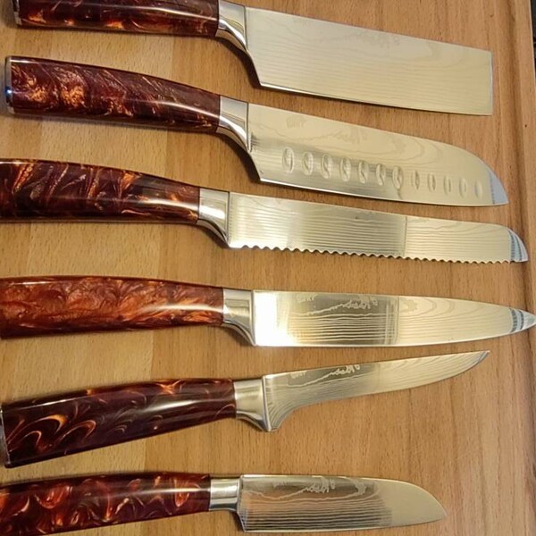 Stunning 8-piece Crimson Red Kitchen Knife Set With Damascus Pattern ...