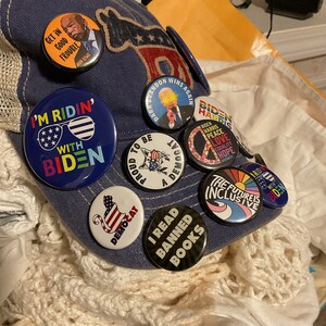 Brrrrrr-nie Bernie Sanders Mitten Button or Magnet, Bernie Mittens Pin ...