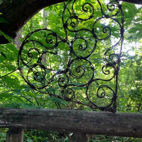 Beautiful 12" Spirillian Barbed Wire Heart of Spirals - Rustic Wedding ...