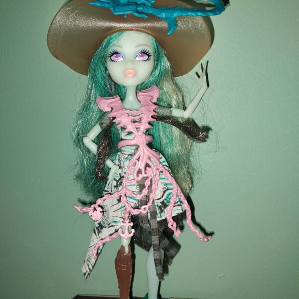 Monster High Doll Haunted Student Spirits Vandala Doubloons, Authentic ...
