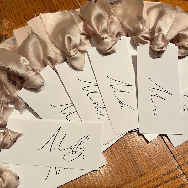 Tyndust Script Font: Modern Calligraphy, Bold & Italic (digital ...