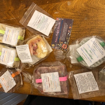 Lavender Lilac Calendula Soap, types of Lavender Spikes May Vary. 4 Oz ...