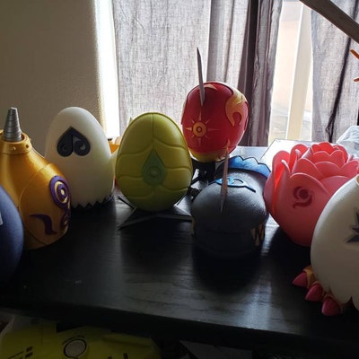 Digi Egg of Courage Dice Container Hand Painted With FRAGILE FEATURE - Etsy