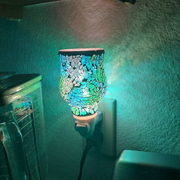 Arctic Wolf Premium Plugables® Home Fragrancer Electric Plugin Oil Diffuser | Fragrance Oil Plug ...