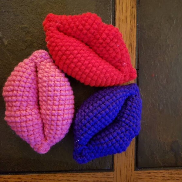 Crochet Lips Pattern PDF Crochet Kiss Valentine's Day Gift Amigurumi ...