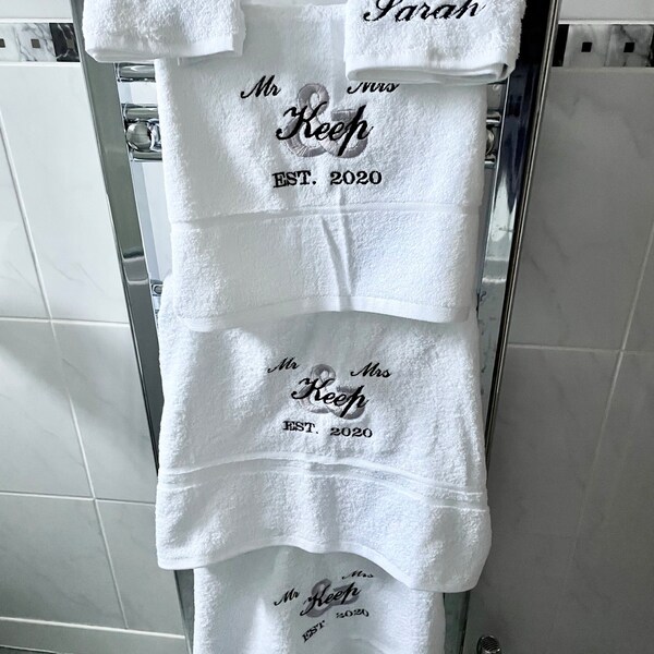 Personalised Wedding Towel Set, Bath Towel Set, Mr & Mrs Towels ...