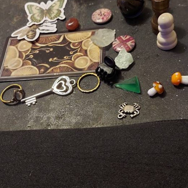 Crowcore Trinket Scoop - Etsy