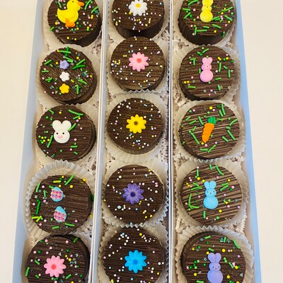 57 Mini Icing Eyeballs Candy Eyeballs Halloween Party - Etsy