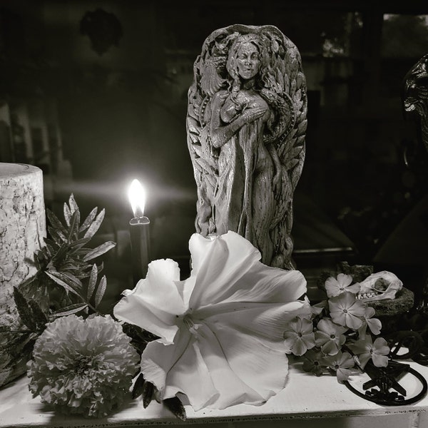 Lilith, Inanna, Ishtar, Astarothn Sumerian Wiccan Goddess of Feminine ...